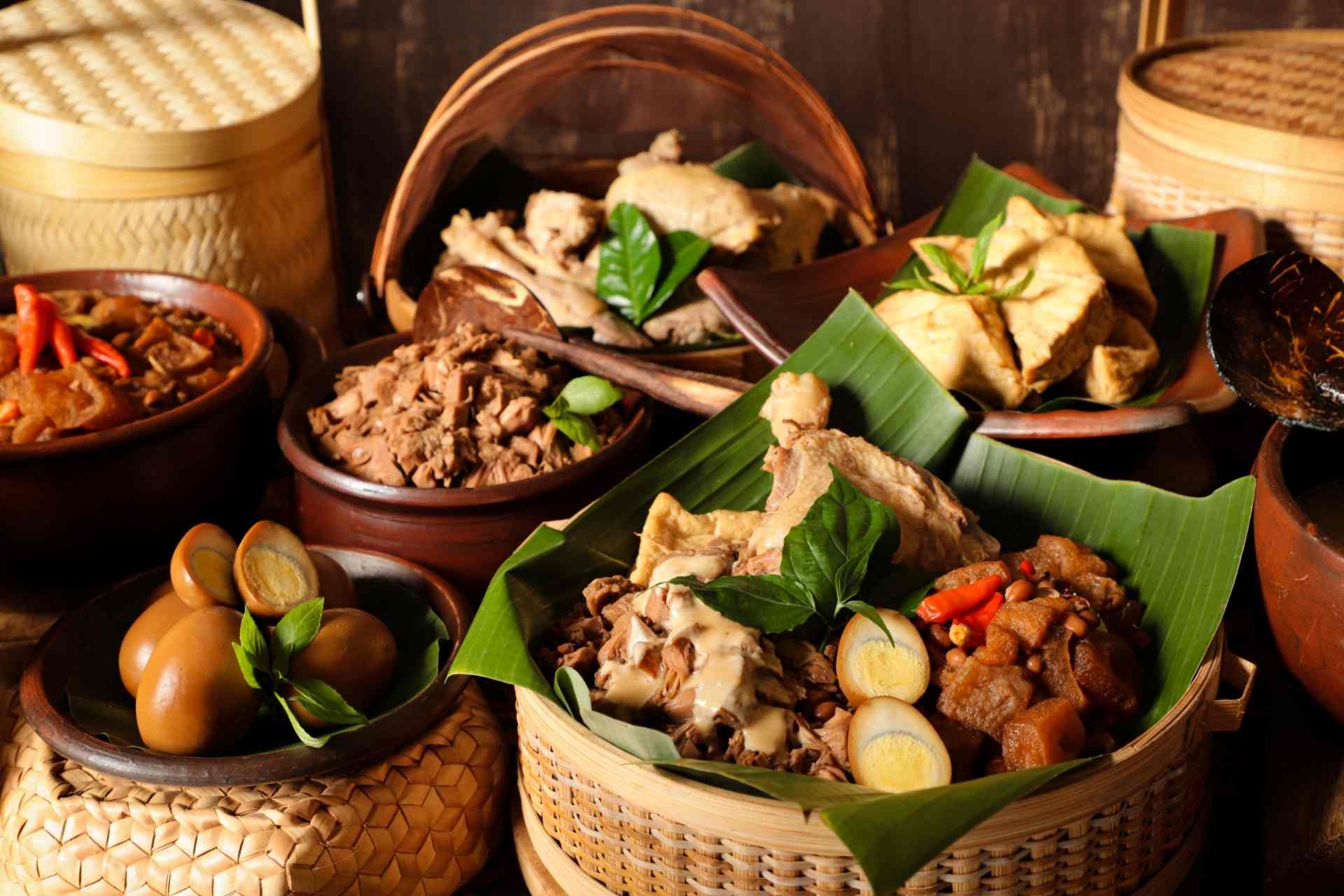 15 Must-Try Foods in Java That Will Surprise Your Taste