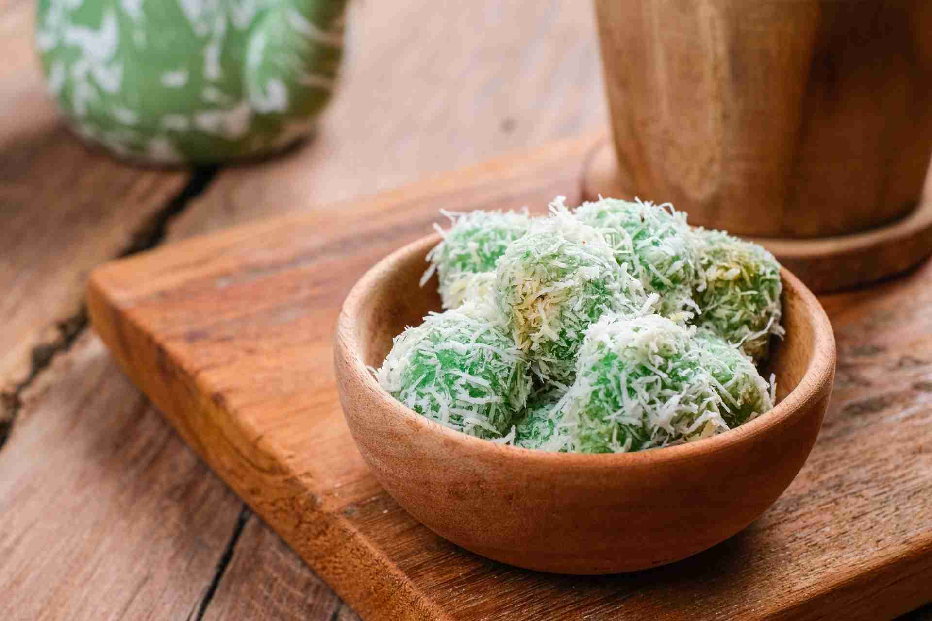 10 Must-Try Sweet and Savory Javanese Snacks